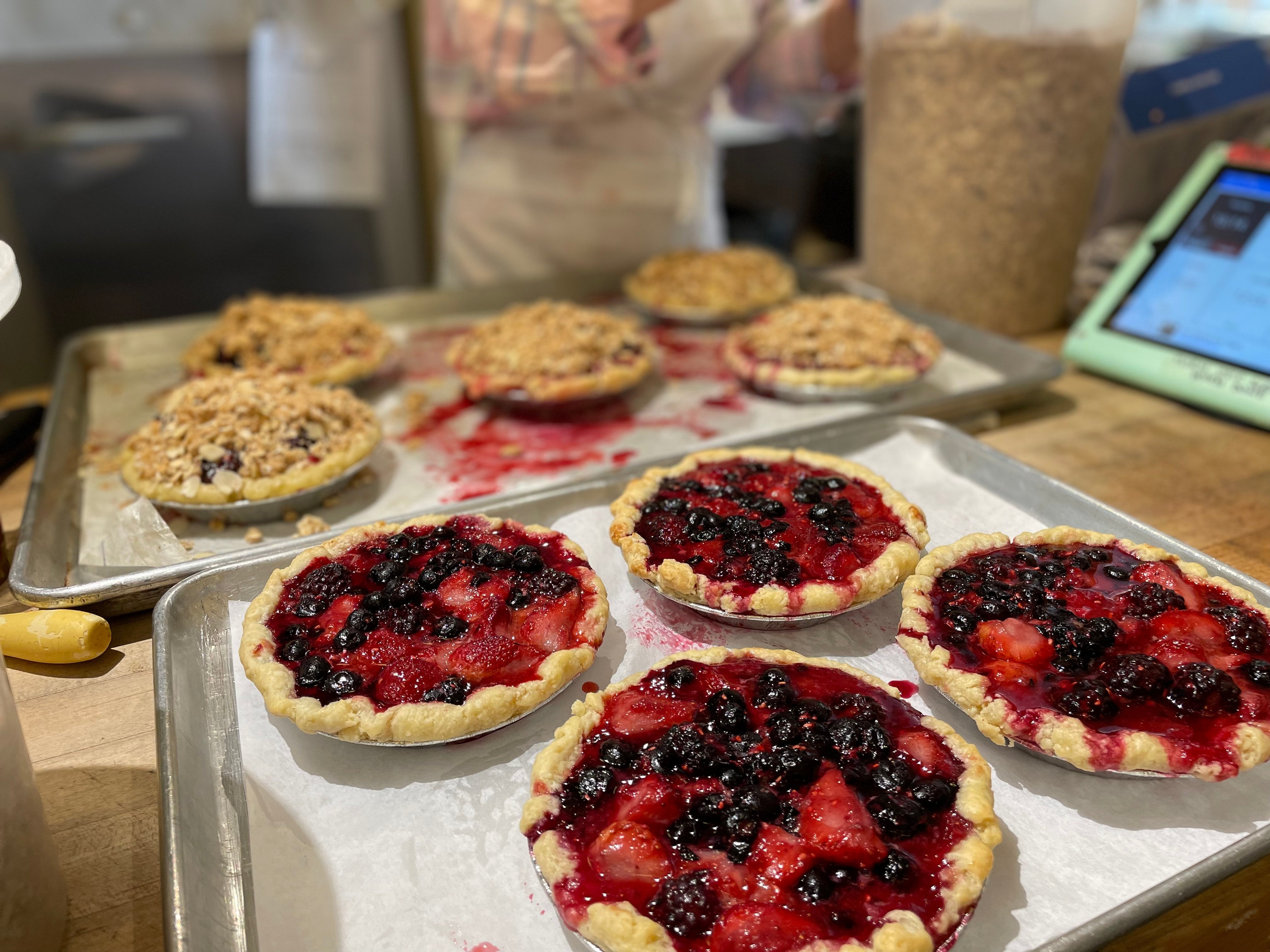 Jumbleberry Pie 6" | The Able Baker 7:30–5:00